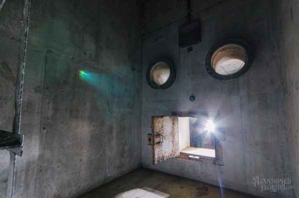 Inside An Abandoned AT&T Nuclear Bomb Shelter